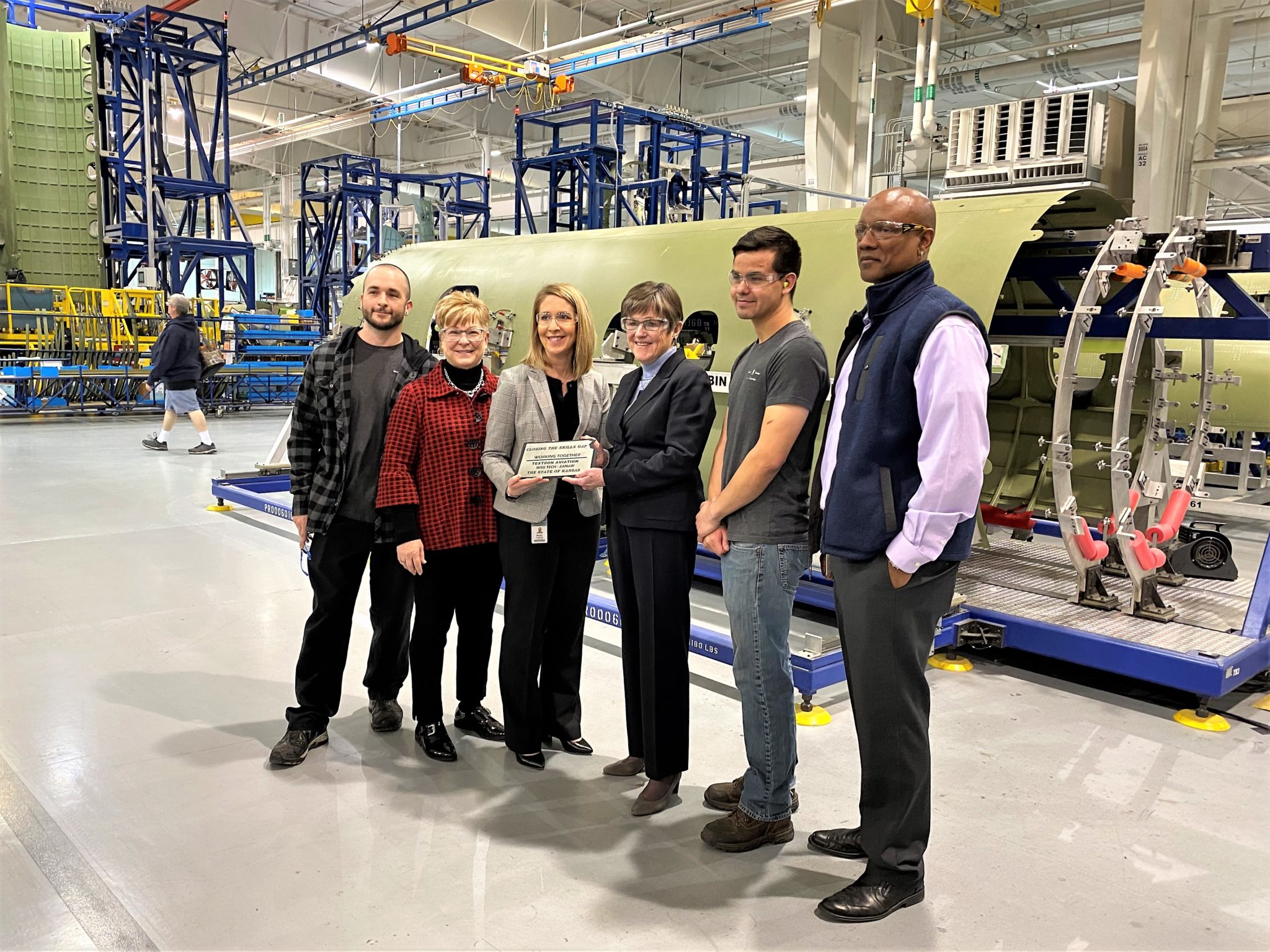 Textron Aviation Announces Tooling Apprenticeship Program – IAM Local ...